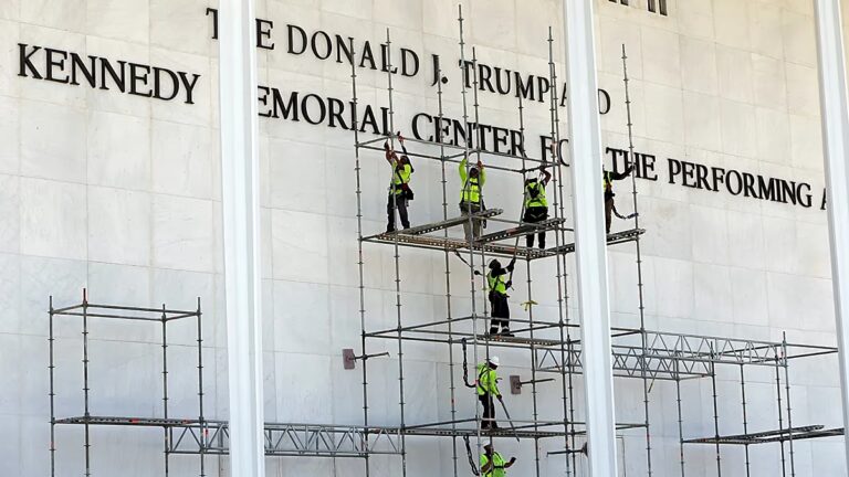 Bundesrichter lehnt Versuch ab, die Entfernung von Trumps Namen aus dem ...